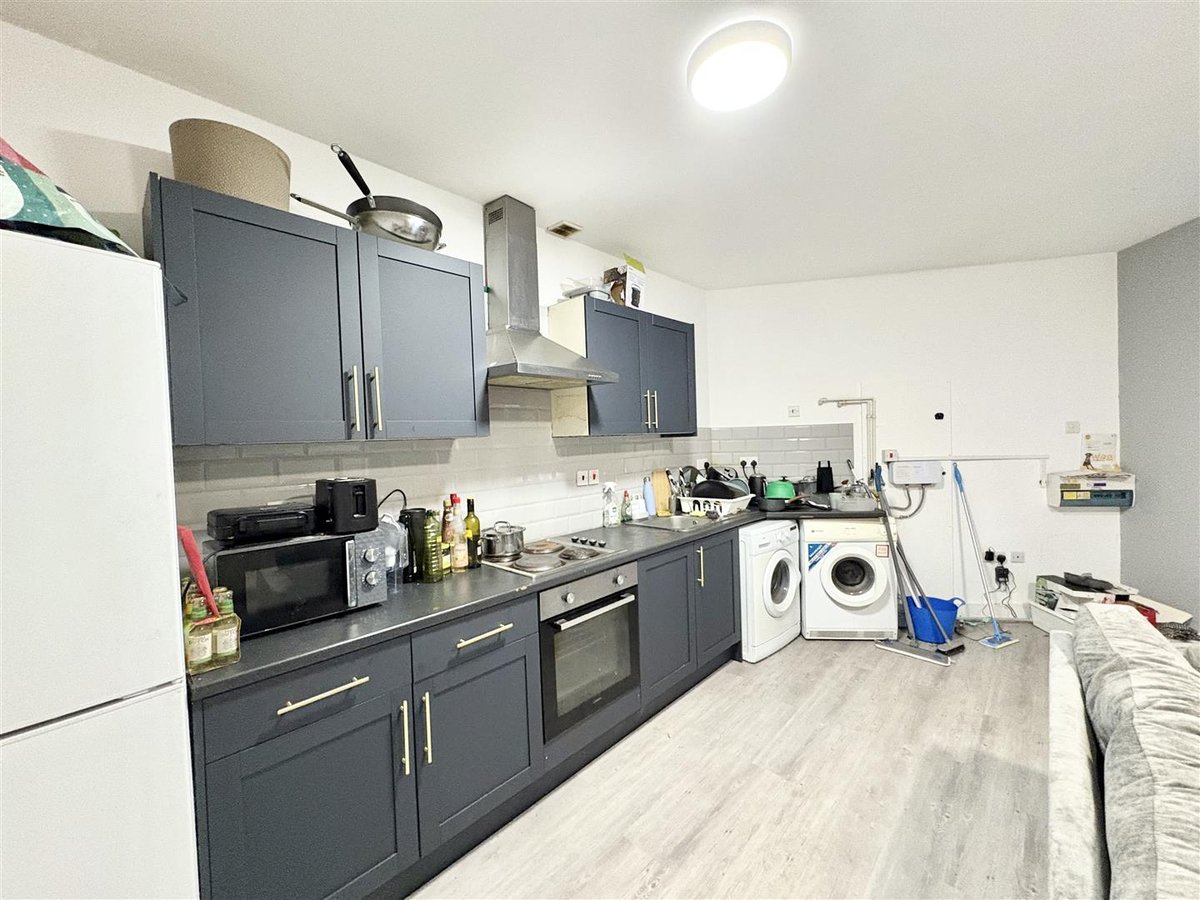 3 bed student flat to let Lower Parliament Street, Hockley, Nottingham ...